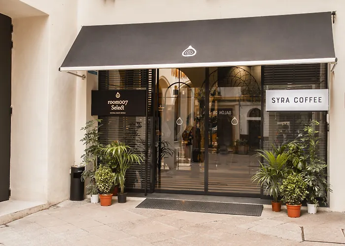 Room Select Tetuan Seville for Family Vacation With a 0.0 Expert Points ...